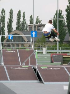 Skate Party 2006 - Centrum Handlowe Reduta - Skateparks - Building ...